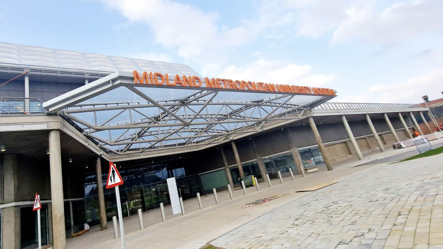 Midland Metropolitan University Hospital | Sandwell and West Birmingham ...